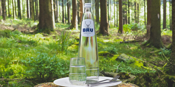 Bru is natuurlijk bruisend water, maar wat wil dat juist zeggen?